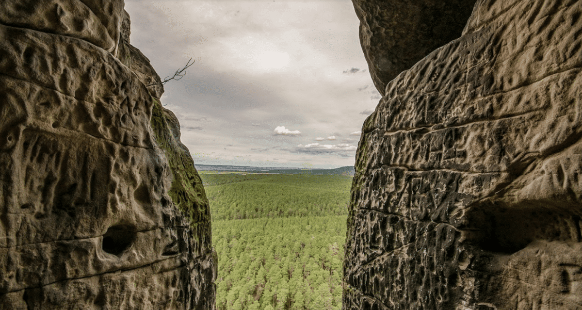 Fortress Regenstein ? The cruising area as if from another era