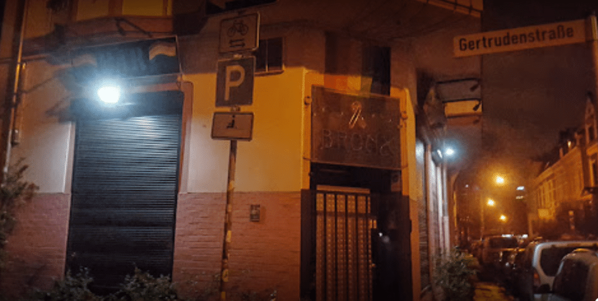 Bronx 'The leisure bar for gay willing cruising men