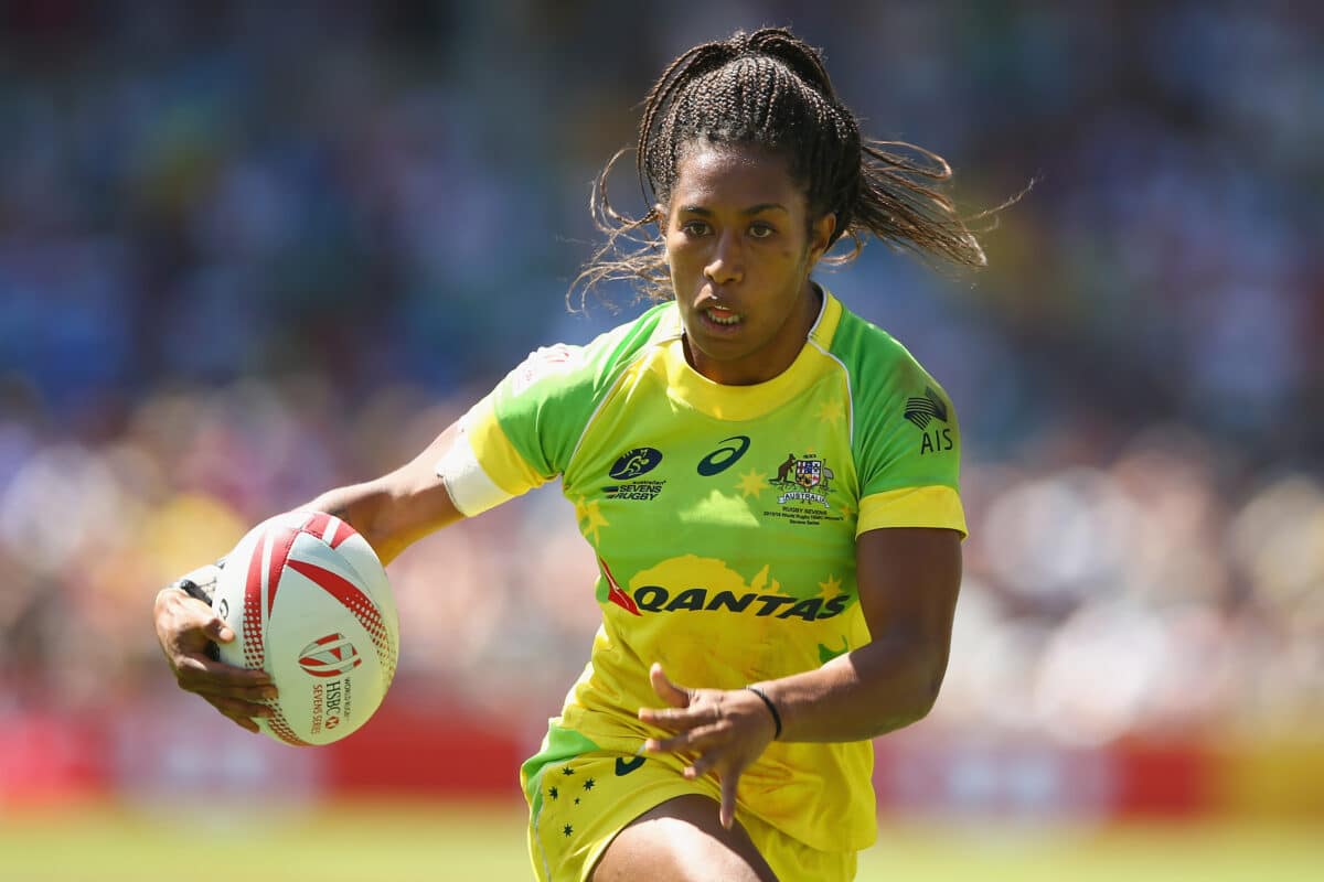 Former rugby player Ellia Green is trans. - Planet Randy